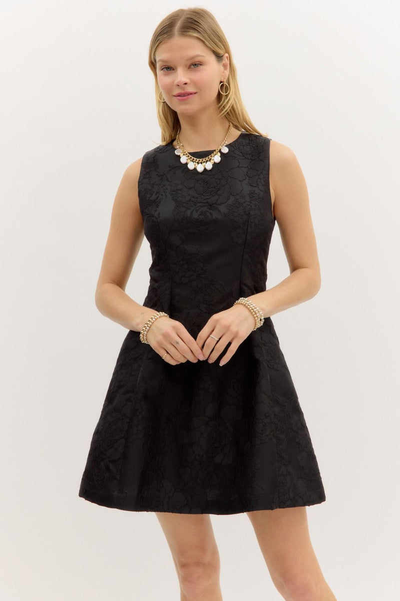 Proper Dress Black – Rusty Cat